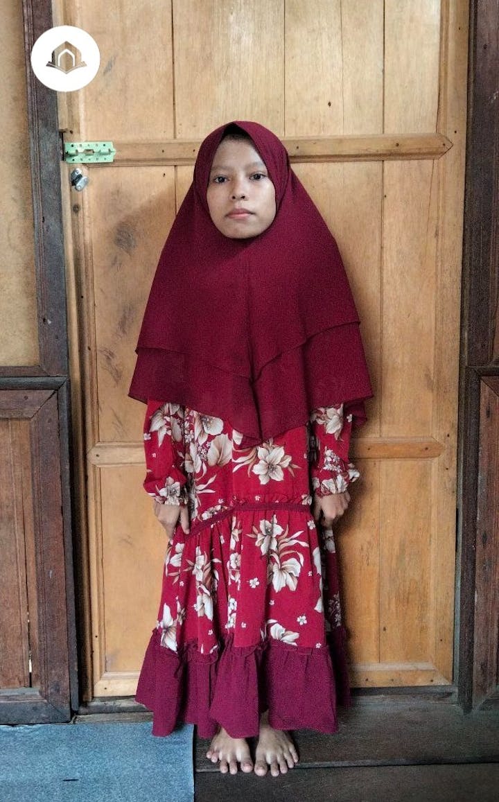 Beasiswa untuk Nasiyah, Remaja dengan Kelainan Tulang Tengkuk