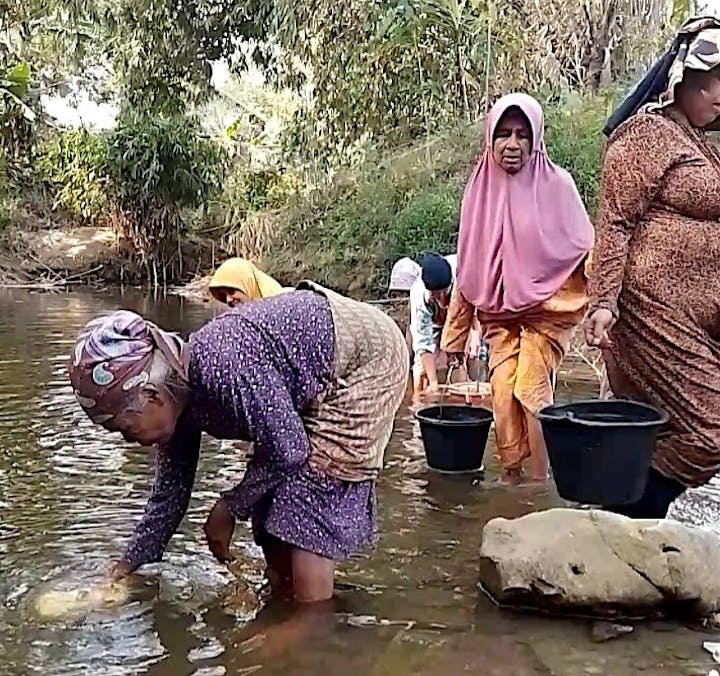 Pahala Jariyah! Alirkan Air Bersih Untuk Pelosok Sukabumi