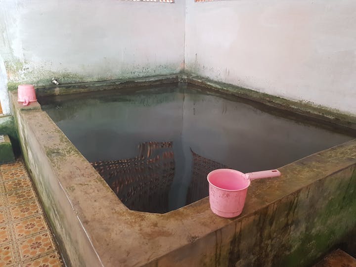 WAKAF SUMUR, Bangun Sarana Wudhu Santri Yatim Panti Asuhan