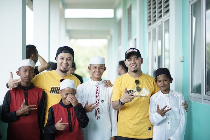 Santri Berani (Bersih Rapi Wangi)